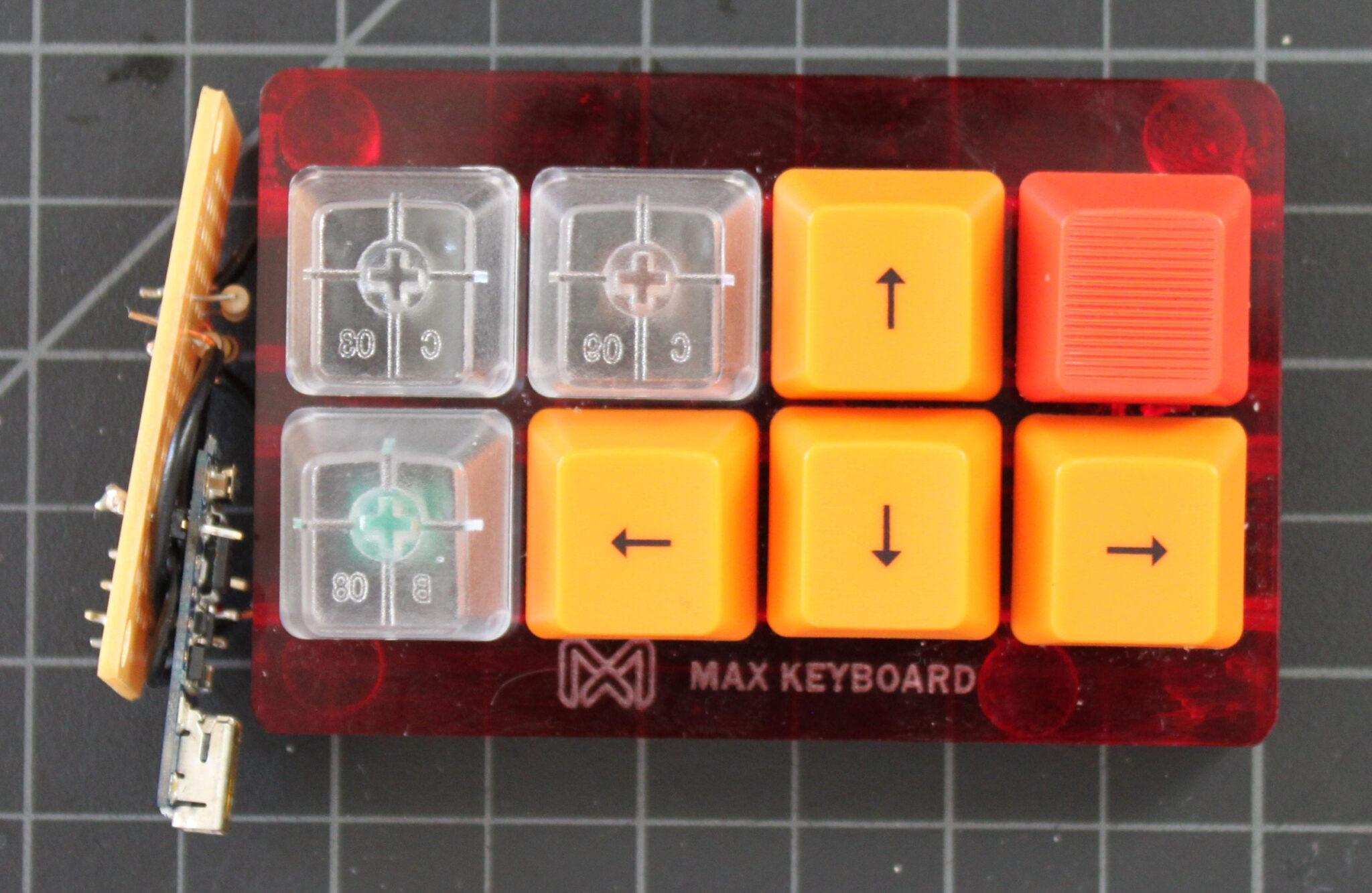 Mini USB Keyboard with a $7 Microcontroller – Jacob Stanton